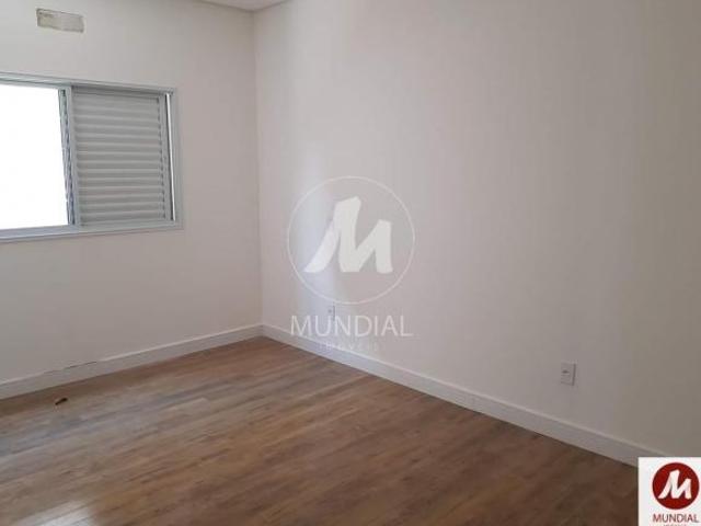 Casa térrea em condominio 3 dormitórios/suite, cozinha planejada, portaria 24 horas, lazer, espaço