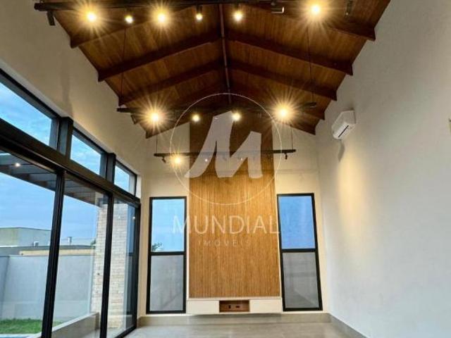 Casa térrea em condominio 3 dormitórios/suite, cozinha planejada, portaria 24 horas, lazer, espaço