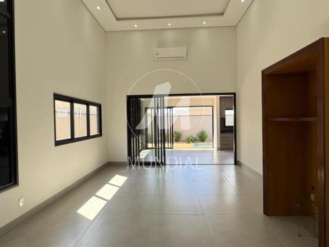 Casa térrea em condominio 3 dormitórios/suite, cozinha planejada, portaria 24 horas, lazer, espaço