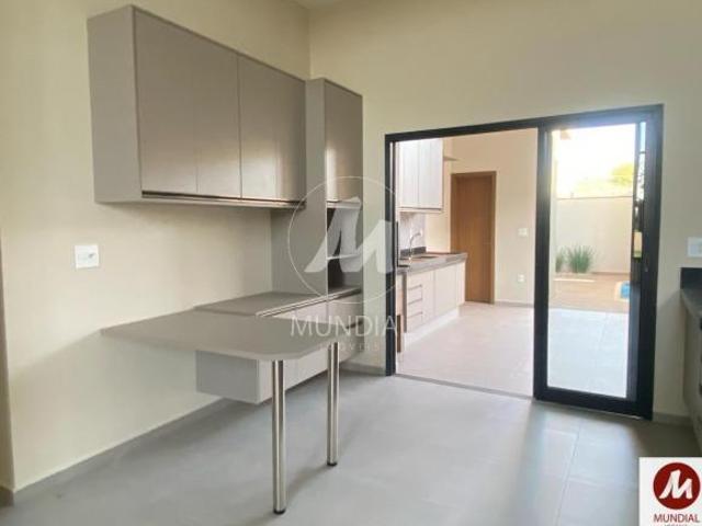 Casa térrea em condominio 3 dormitórios/suite, em condomínio fechado