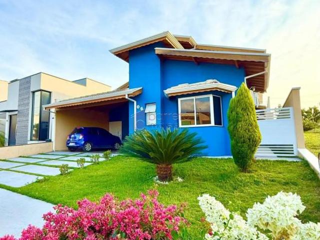 CASA TÉRREA EM ESTILO NEOCOLONIAL À VENDA NO CONDOMÍNIO GRAN VILLE SÃO VENÂNCIO