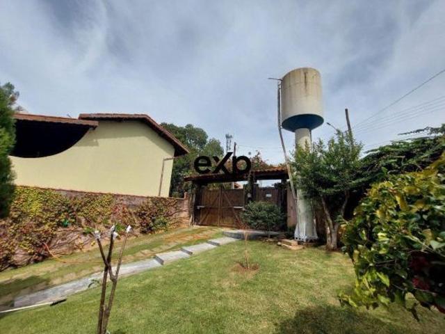 Casa térrea em estilo rústico na Nova Gardênia Atibaia
