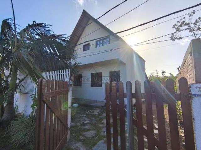 Casa térrea em Guaratuba – 2 dormitórios, 2 banhei