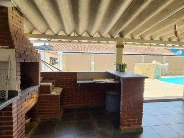 Casa Térrea em Itanhaém com 5 Dormitórios