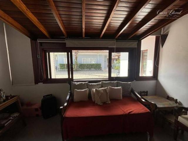 Casa Térrea em Juquehy com 3 Dormitórios 2 Suítes, Varanda Gourmet, 2 Vagas e Condomínio com Pisci