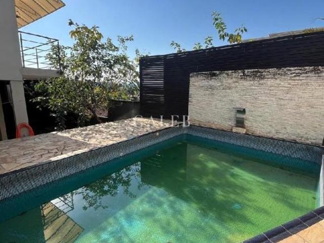 Casa térrea em local privilegiado em Atibaia SP