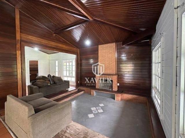 Casa Térrea em Madeira no Condomínio City Castelo – 3.500 m² de Terreno Plano, Piscina e Casa de Hós