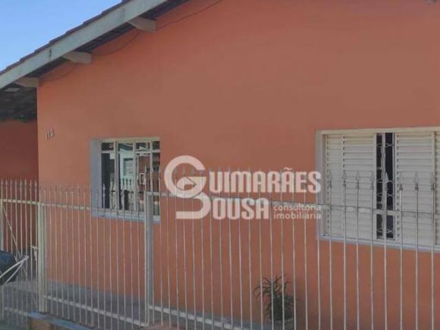 Casa térrea em ótimo bairro