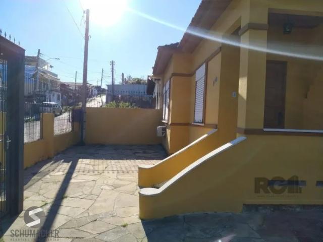 Casa térrea em ótimo estado