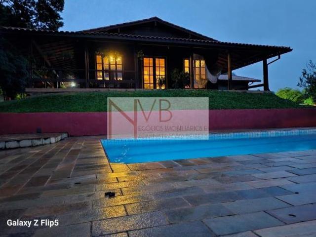 Casa térrea em Residencial Euroville R$ 1.600.000
