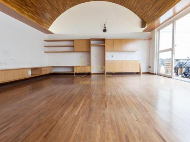 Casa térrea em rua fechada, Granja Julieta Prox Parque Severo Gomes