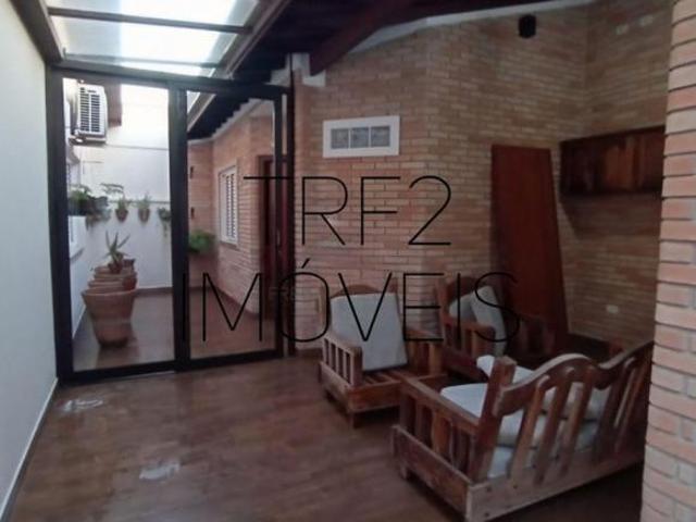 Casa Térrea em rua tranquila sem saída, 143m², 3 Dorms, 3 Vagas, Espaço Gourmet Vila Guitti Itu/SP