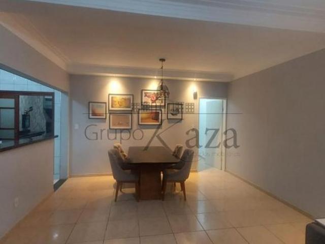 Casa Térrea em São José dos Campos