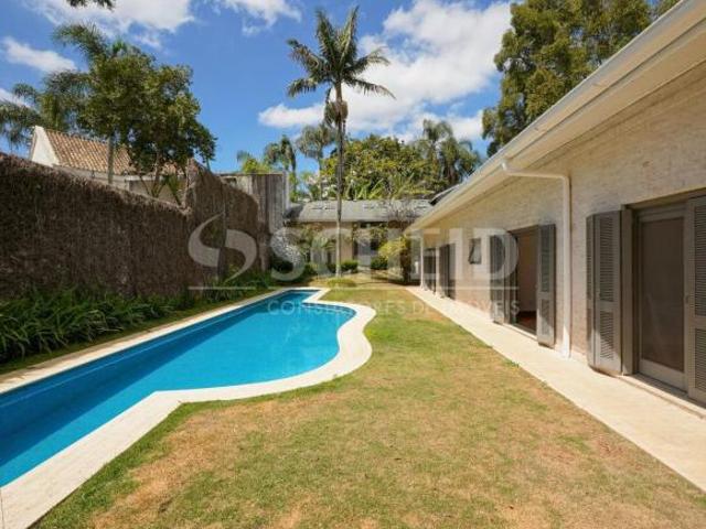 Casa térrea espetacular com 5 quartos à venda no Alto da Boa Vista