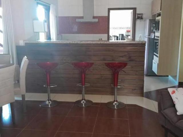Casa térrea estilo Chácara á venda Bairro Monterrey Louveira/SP