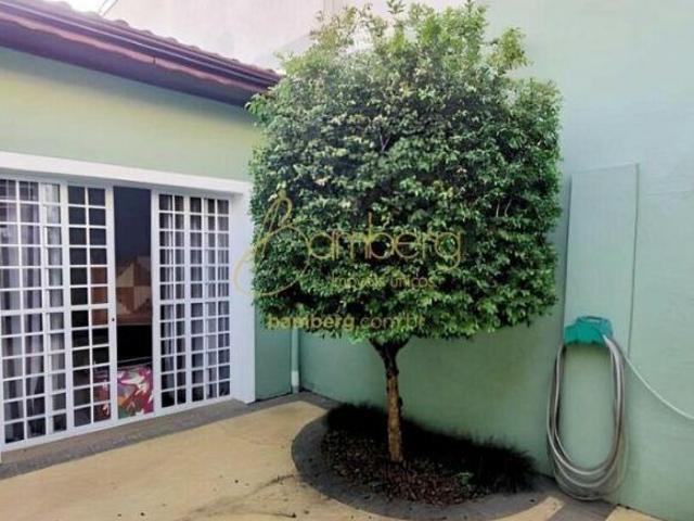 Casa térrea, excelente local, rua tranquila, 4 dormitórios 1 suíte, 2 vagas