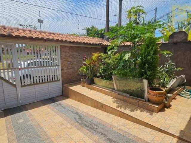 Casa térrea excelente localização com 4 quartos Cidade Nova Peruibe Peruíbe/SP