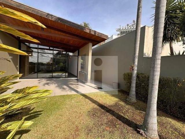 Casa Térrea Exclusiva no Ville Sainte Hélène, com 3 suítes, 233 m² SOUSAS Campinas/SP