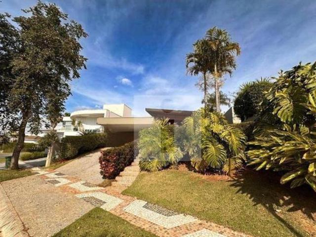 Casa Térrea Exclusiva no Ville Sainte Hélène, com 3 suítes, 233 m² SOUSAS Campinas/SP