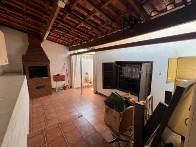 CASA TERREA FACIL A ACESSO O METRO VILA SONIA E MORUMBI, 2 VAGAS
