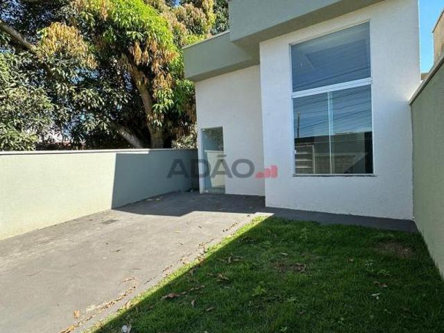 Casa térrea geminada 148m2 3 quartos sendo 1 suíte com área gourmet vaga de garagem Parque dos Burit