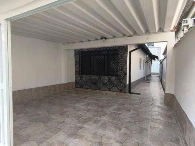 Casa térrea geminada 2 dormitórios Para Venda Por R$620.000 Próxima à Avenida Paris Boqueirão Pra