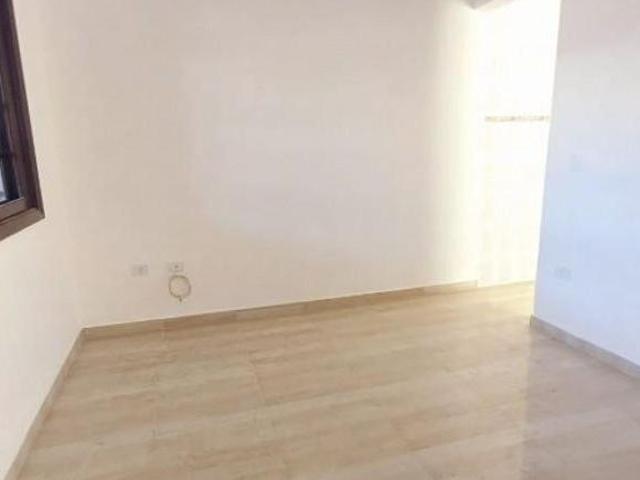 Casa Térrea Geminada a venda com 2 dormitórios, 2 vagas, bairro Ocian, Praia Grande /SP 2 Quartos