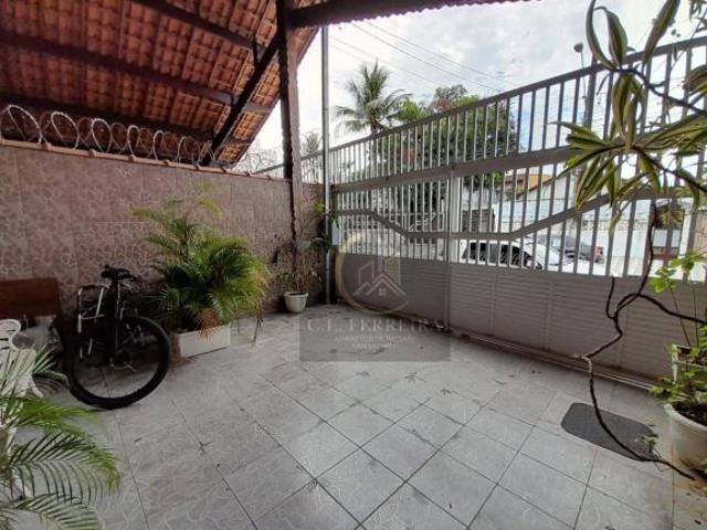 Casa térrea geminada com 2 quartos à venda, 118 m² por R$ 450.000 Vila Tupi Praia Grande/SP