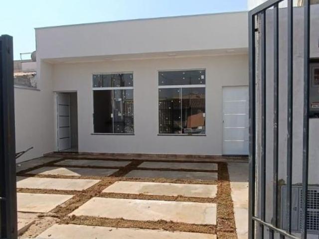 Casa Térrea Geminada de 51,5m², Localizada Jardim Santa Marta, Sorocaba SP!