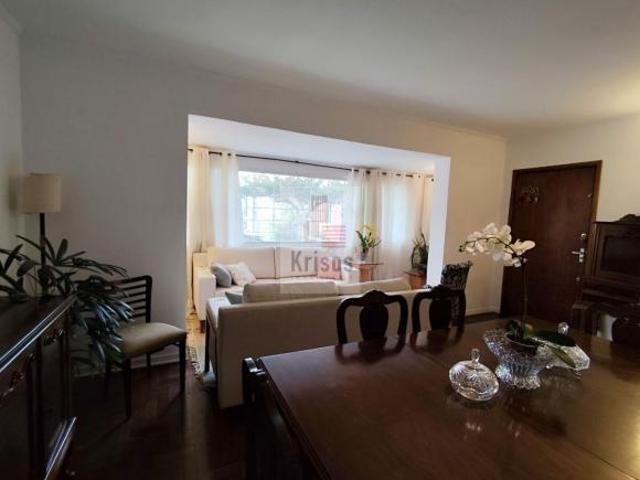 Casa Térrea Isolada no Butantã. Conforto, Amplitude e Localização Privilegiada!