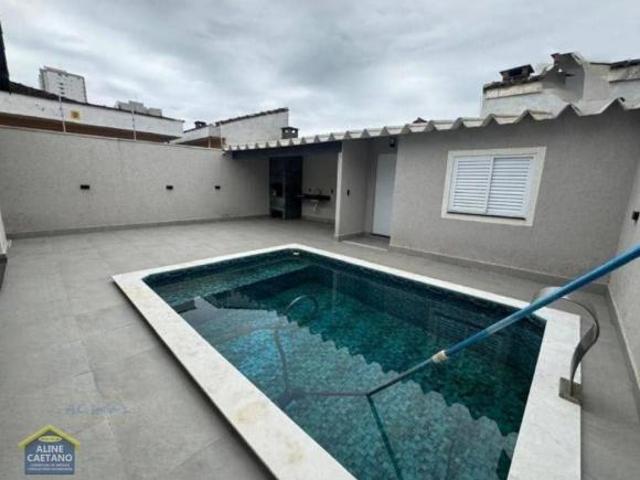 Casa Terrea Isolada com Edícula Lado Praia e Piscina! Parcela Direto!