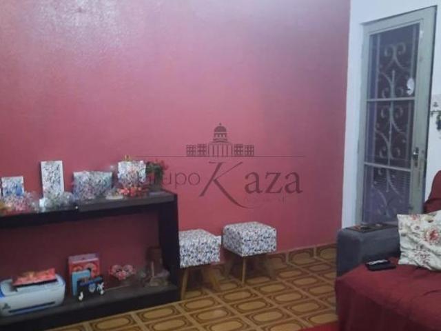 Casa Térrea Jacareí Jardim Nova Esperança 3 Dormitórios 183m²