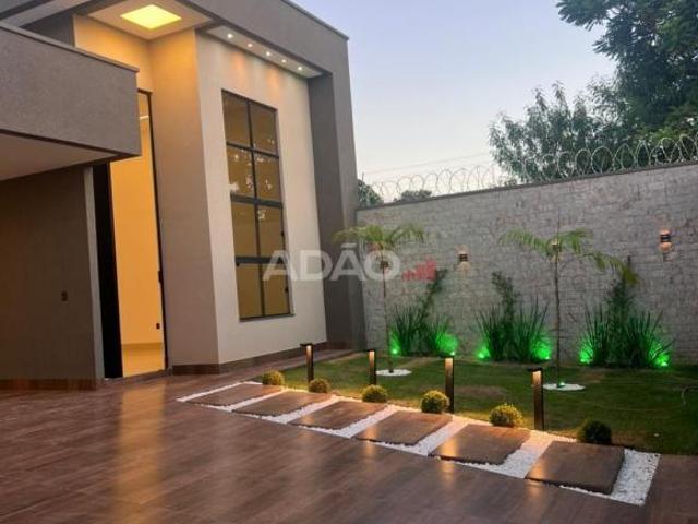 CASA TÉRREA JARDIM BALNEÁRIO MEIA PONTE Casa de Rua com 3 Quarto s por R$ 1490.00 no setor Jardim