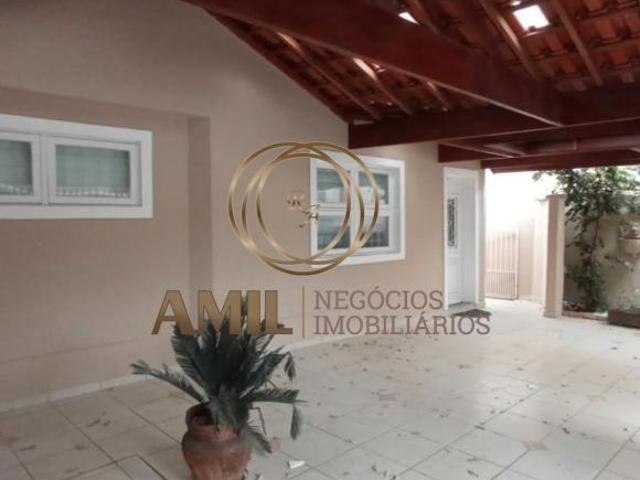 Casa Térrea, Jardim das Indústrias, 3 dormitórios 2 suites, 190m², São José dos Campos