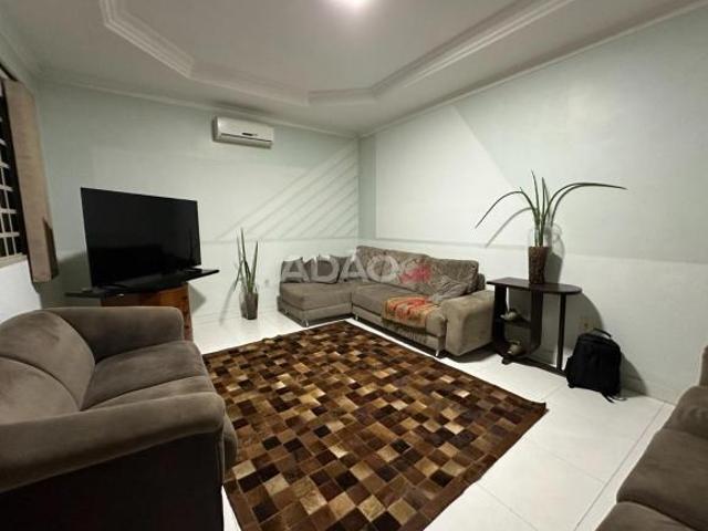 Casa Térrea jardim Europa Casa de Rua com 3 Quarto s por R$ 880000.00 no setor Jardim Europa IN228