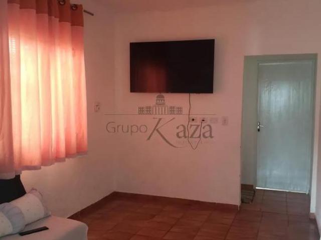 Casa Térrea Jardim Jacinto Jacareí 3 Dormitórios 100m²