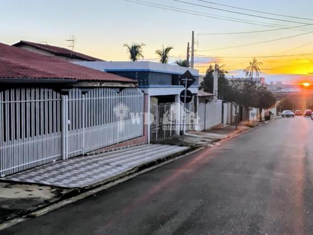 Casa térrea – Jardim Leocadia