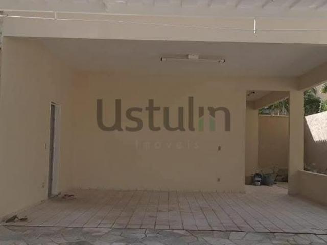 CASA TÉRREA JARDIM VIVENDAS 231,00 M² ÁREA CONSTRUÍDA TERRENO 450,00 M² 03 QUARTOS E 01 SUÍT