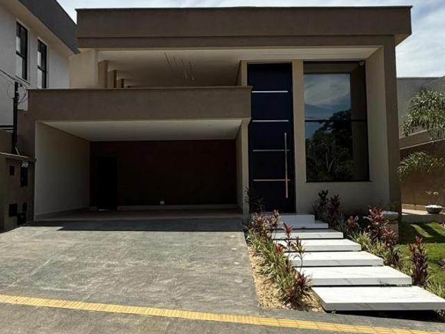 CASA TERRÉA JARDINS NAPOLES Casa em Condomínio com 3 Quarto s por R$ 1590000.00 no setor Jardins Ná