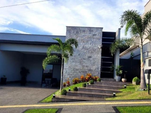 CASA TÉRREA JARDINS BOLONHA 3/QUARTOS SENDO 1/ SUITE Casa em Condomínio com 3 Quarto s por R$ 1180