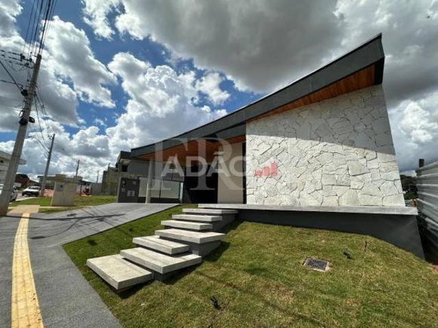 Casa térrea Jardins Sevilha Casa em Condomínio com 3 Quarto s por R$ 1850000.00 no setor Jardins Se