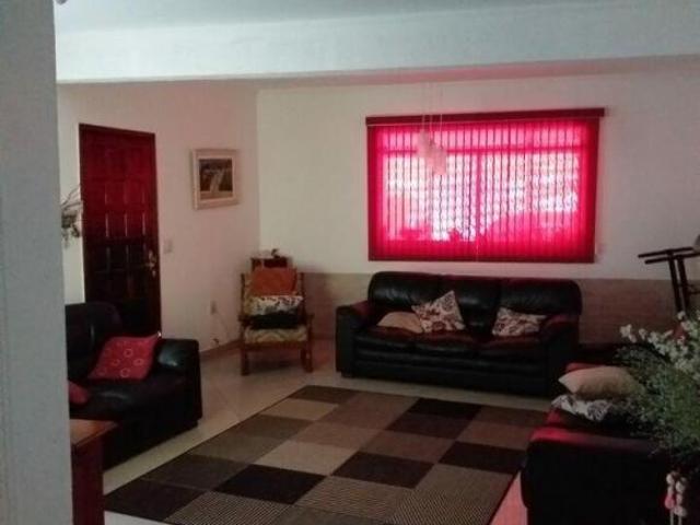 Casa térrea Jd. V. Galvão