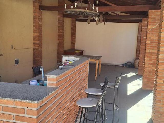 Casa Térrea Linda com Piscina, Salão de Festas e Sauna na cidade de Itu SP