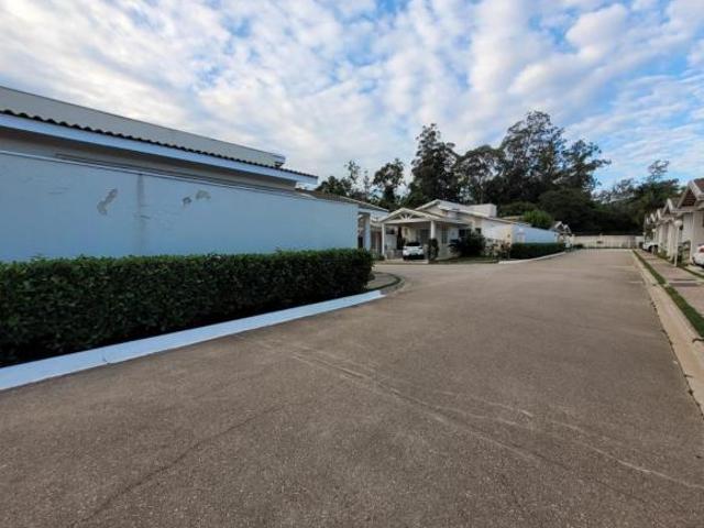 Casa Térrea, Localizada no Residencial Poeme Sorocaba/SP!