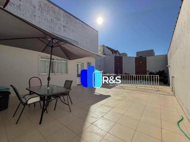 Casa térrea Louveira SP, 5 Quartos, Piscina, 3 Vagas de Garagem