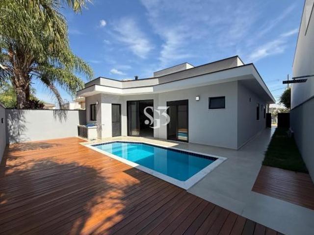 Casa térrea à venda no Swiss Park, Campinas SP: 3 suítes, piscina, churrasqueira e muito mais! Venha