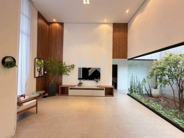 Casa TÉRREA MOBILIADA à venda no Condomínio Estância Marambaia em Vinhedo SP