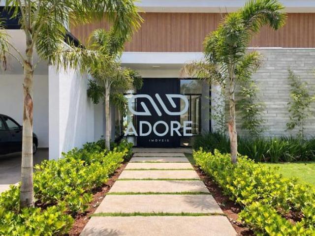 Casa Térrea Mobiliada à Venda no Condomínio Parque Xapada Ytu em Itu/Sp | 4 Quartos | Piscina | Gram