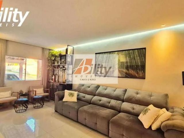 Casa térrea mobiliada à venda no Condomínio Villa Lobos, Cuiabá MT