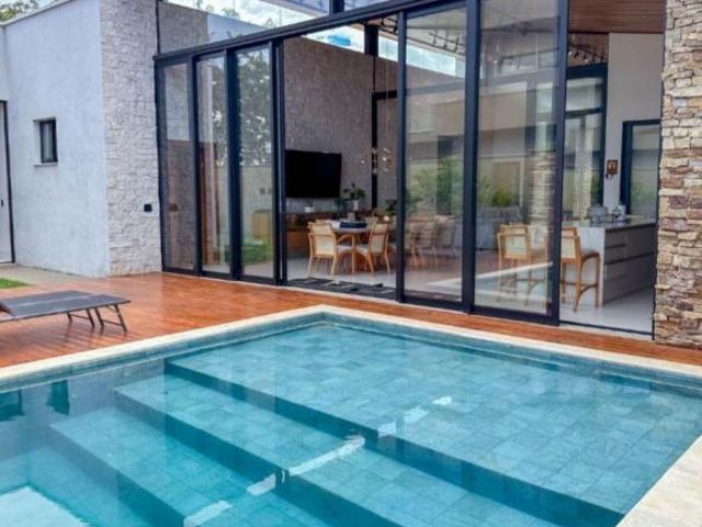Casa Térrea Mobiliada no Portal do Sol Green Casa em Condomínio com 4 Quarto s por R$ 4200000.00 no
